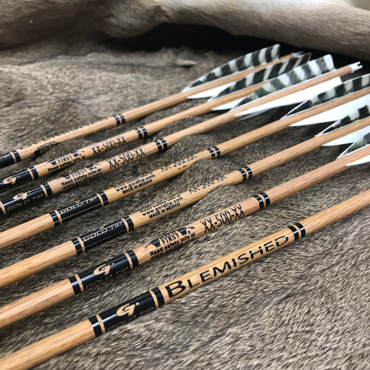 #507 BLEM Gold Tip Carbon Traditional Wood Grain Arrows – Black Widow Bows
