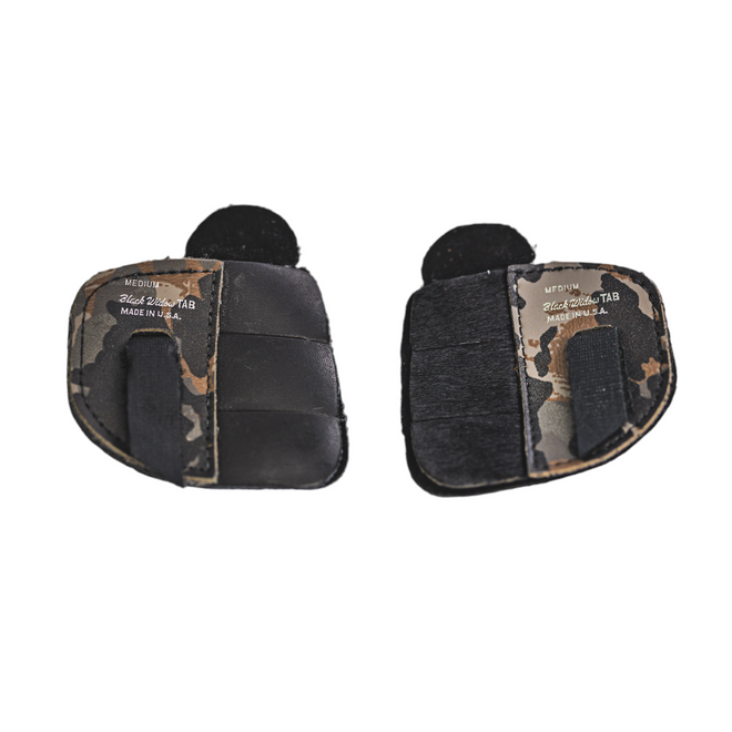 Arm Guards, Gloves & Tabs – Black Widow Bows